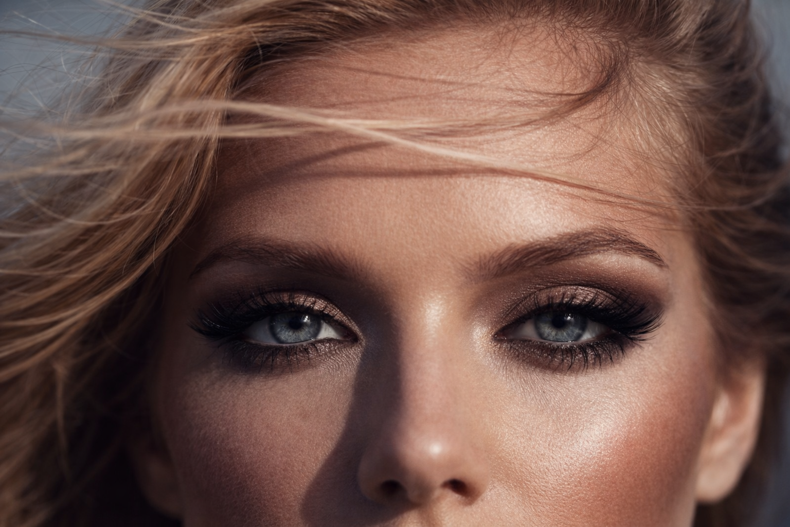 EYES – Rossario George